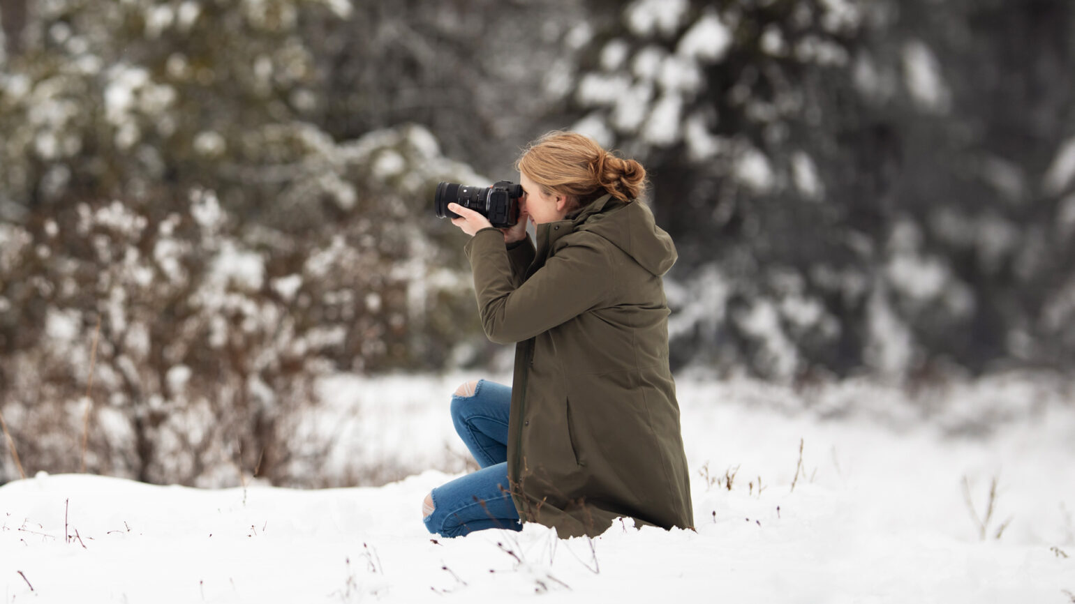 5 Tips for Charming Winter Portraits in Any Conditions | SIGMA Blog