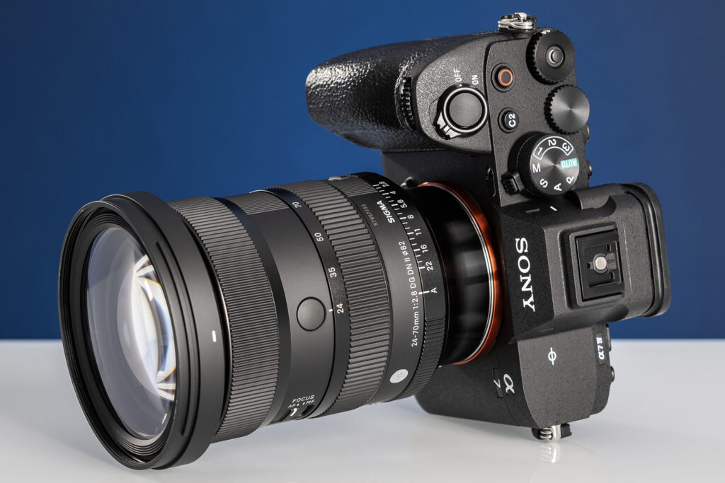 First Look: SIGMA 24-70mm F2.8 DG DN II Art Lens for Sony E-Mount ...