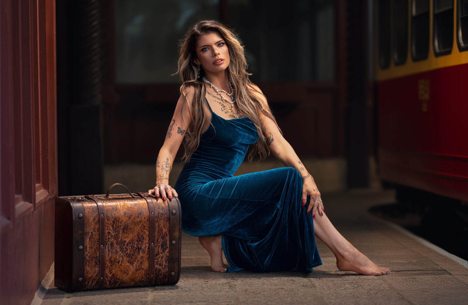 The Zoom Lens that Replaced My Favorite Portrait Primes: SIGMA 70-200mm F2.8 DG DN OS Sports ...